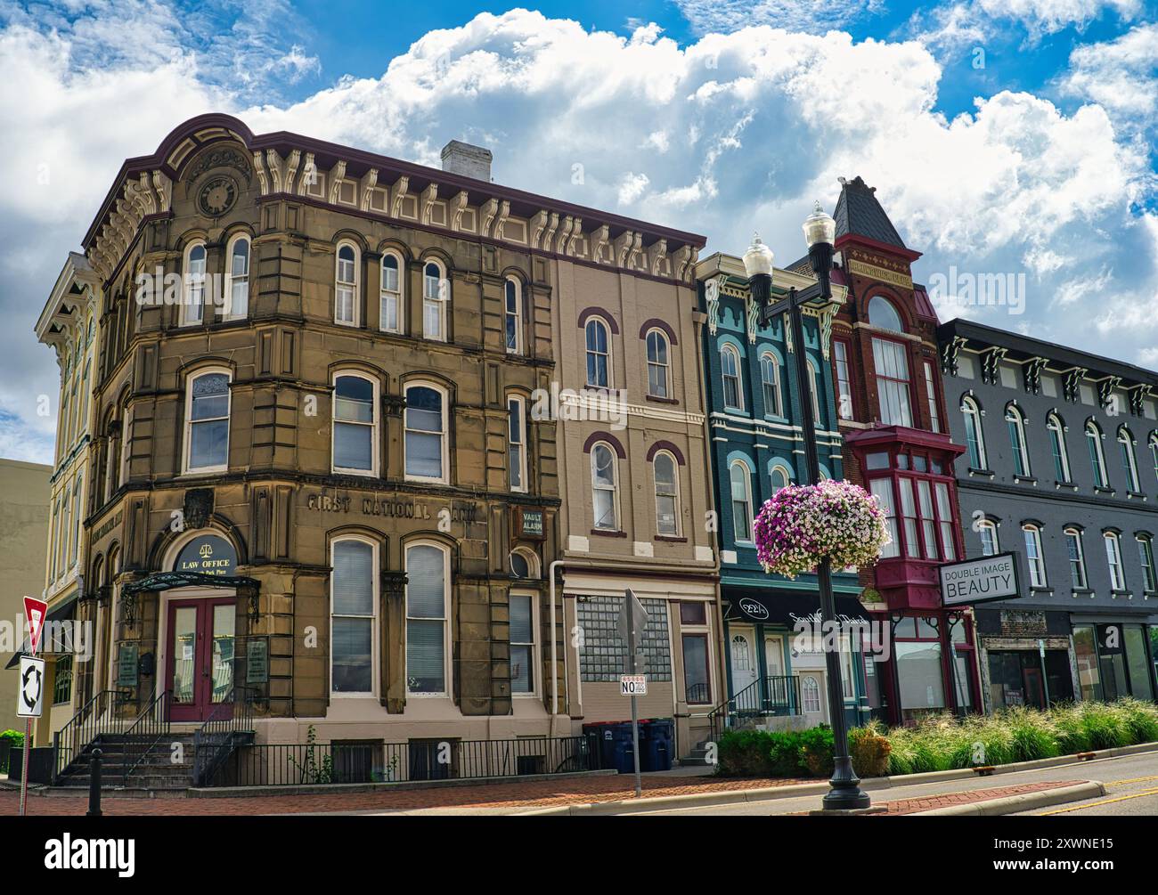 Downtown Newark Ohio south of the courthouse. USA 2024 Stock Photo - Alamy