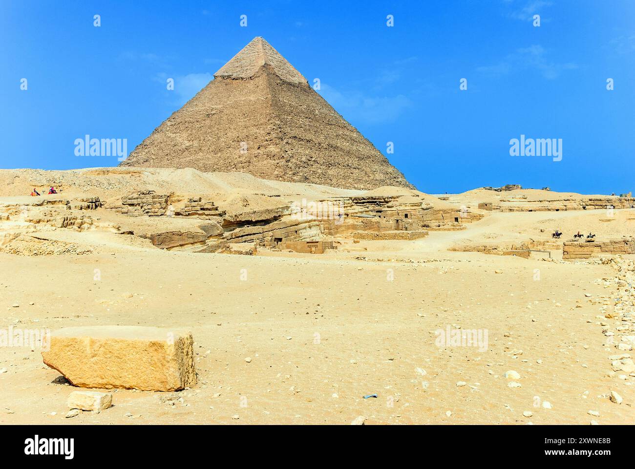 Egypt social pyramid hi-res stock photography and images - Alamy
