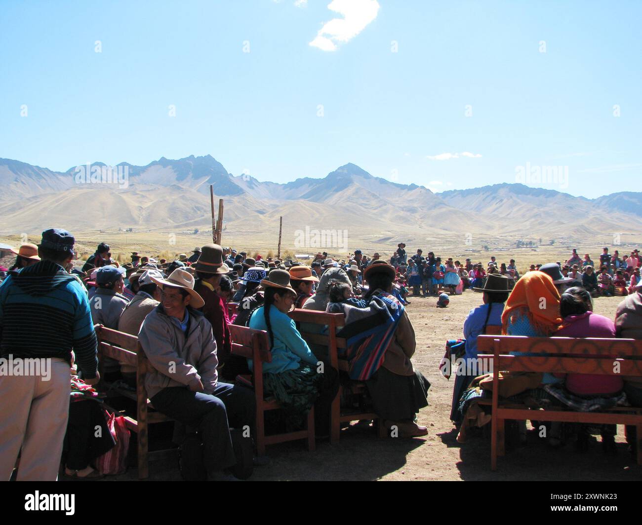 An outdoor church gathering of Quechua people from Layo, Peru Stock ...