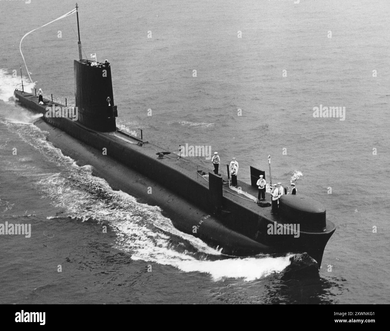 HMS OSIRIS RETURNS TO PORTSMOUTH AFTER THE FALKLANDS CONFLICT, 1982 PIC ...