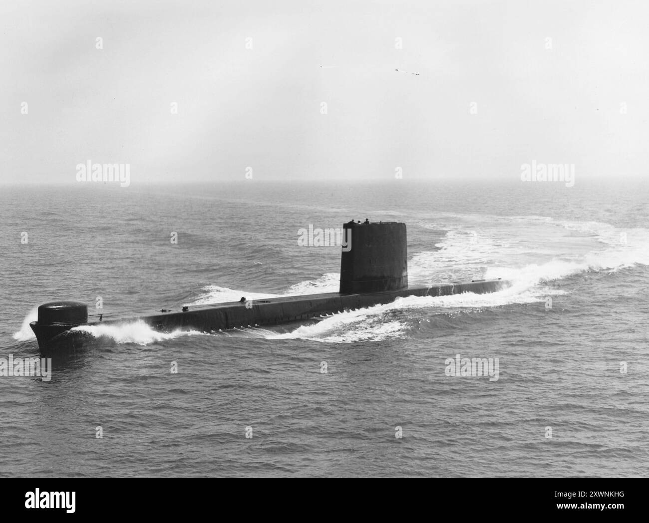 HMS OSIRIS RETURNS TO PORTSMOUTH AFTER THE FALKLANDS CONFLICT, 1982 PIC ...