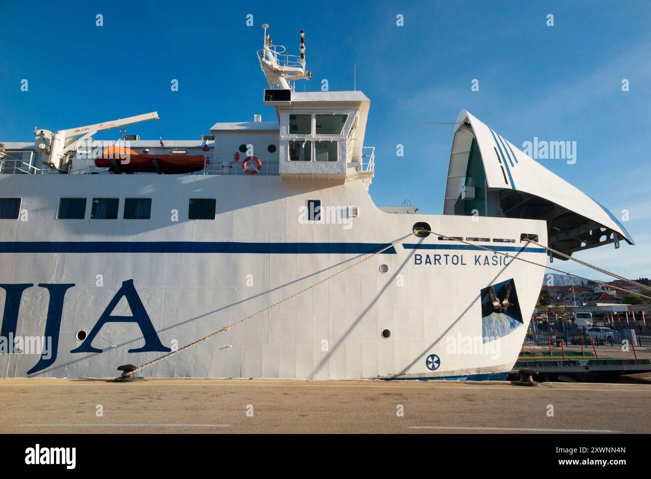 Jadrolinija ferry 'Bartol Kasic' Ro-Ro / passenger ship with front bow ...