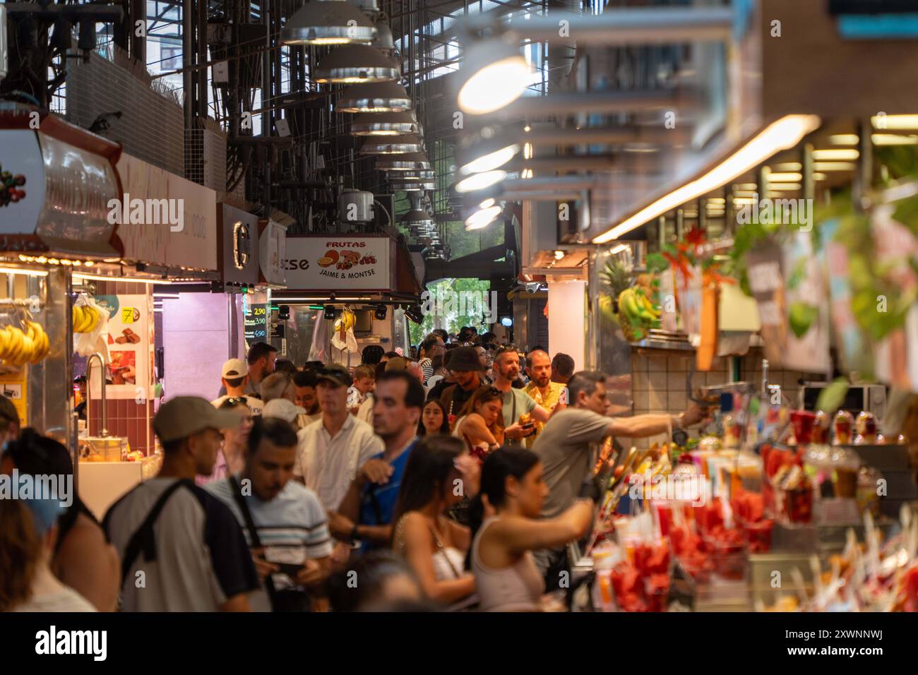 The Barcelona City Council launches an app to know the crowds in ...