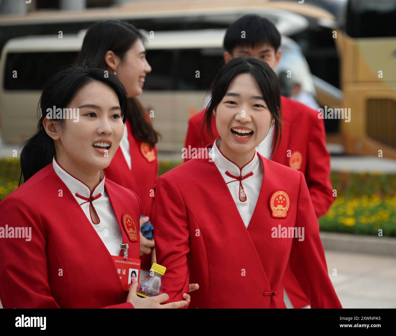 Diving coach hi-res stock photography and images - Alamy