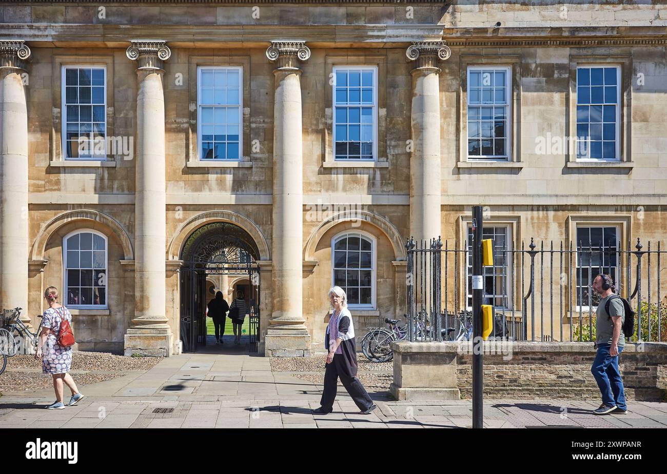 Front facade at Emmanuel College, University of Cambridge, England ...