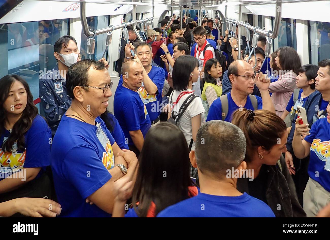 Suvarnabhumi airport terminal 1 hi-res stock photography and images - Alamy