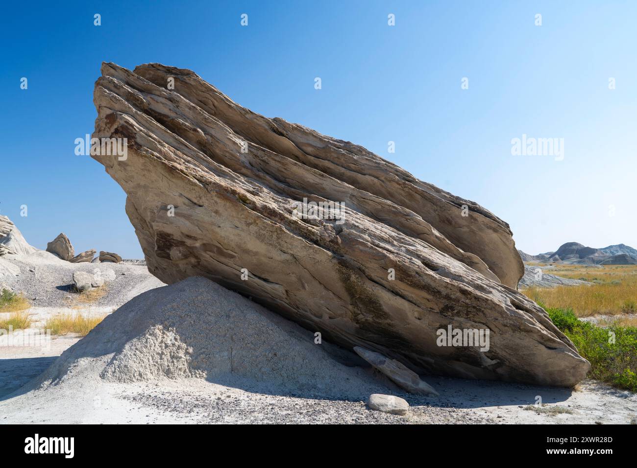 Photograph of the eroded rock and clay formations at Toadstool Geologic ...