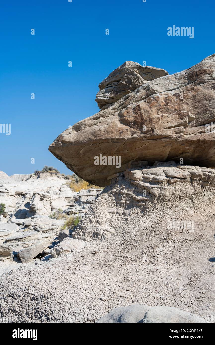 Photograph of the eroded rock and clay formations at Toadstool Geologic ...