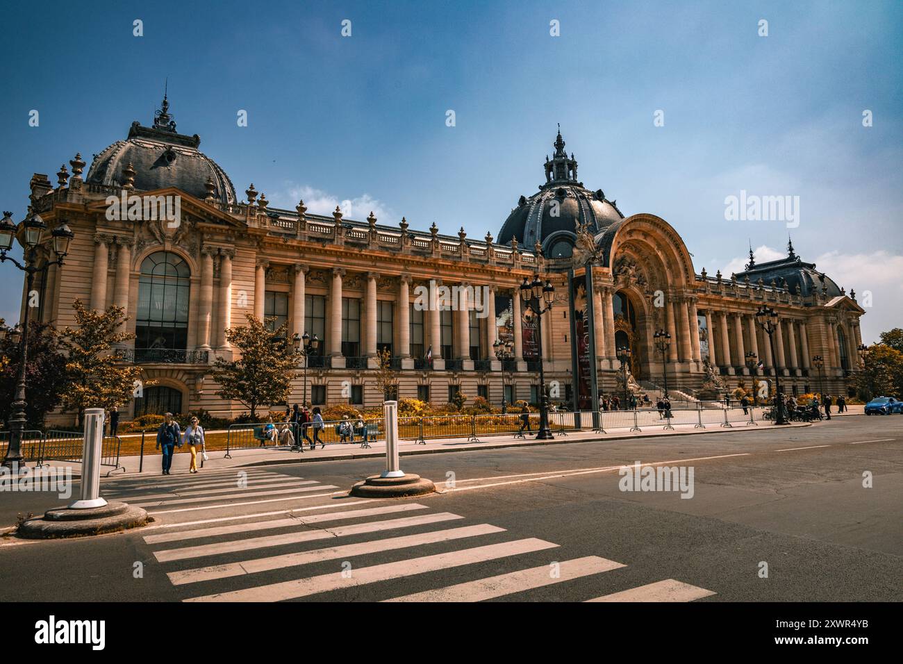 Petit Palais Museum, Paris Stock Photo - Alamy