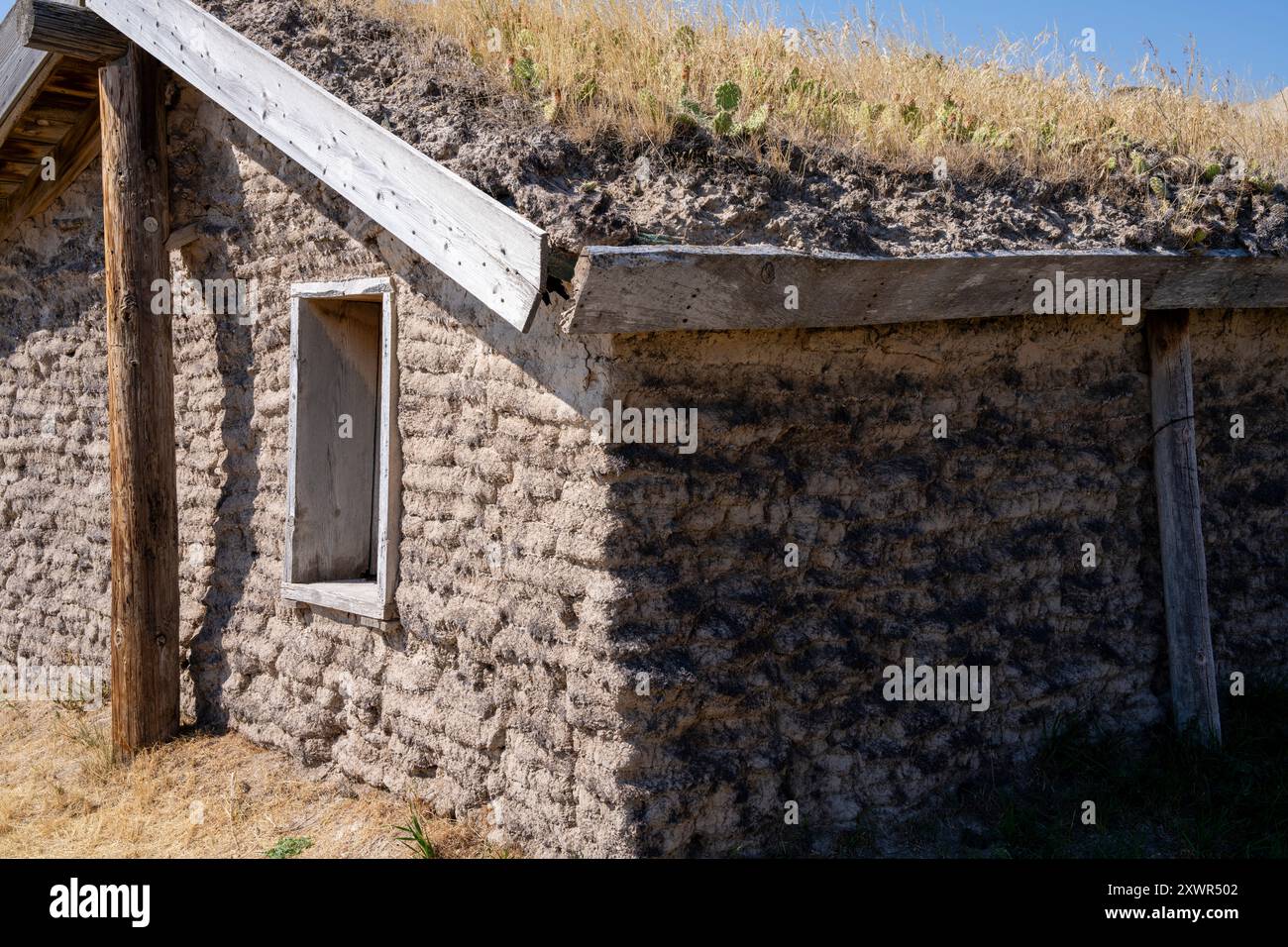 Photograph of the restored sod house at Toadstool Geologic Park and ...