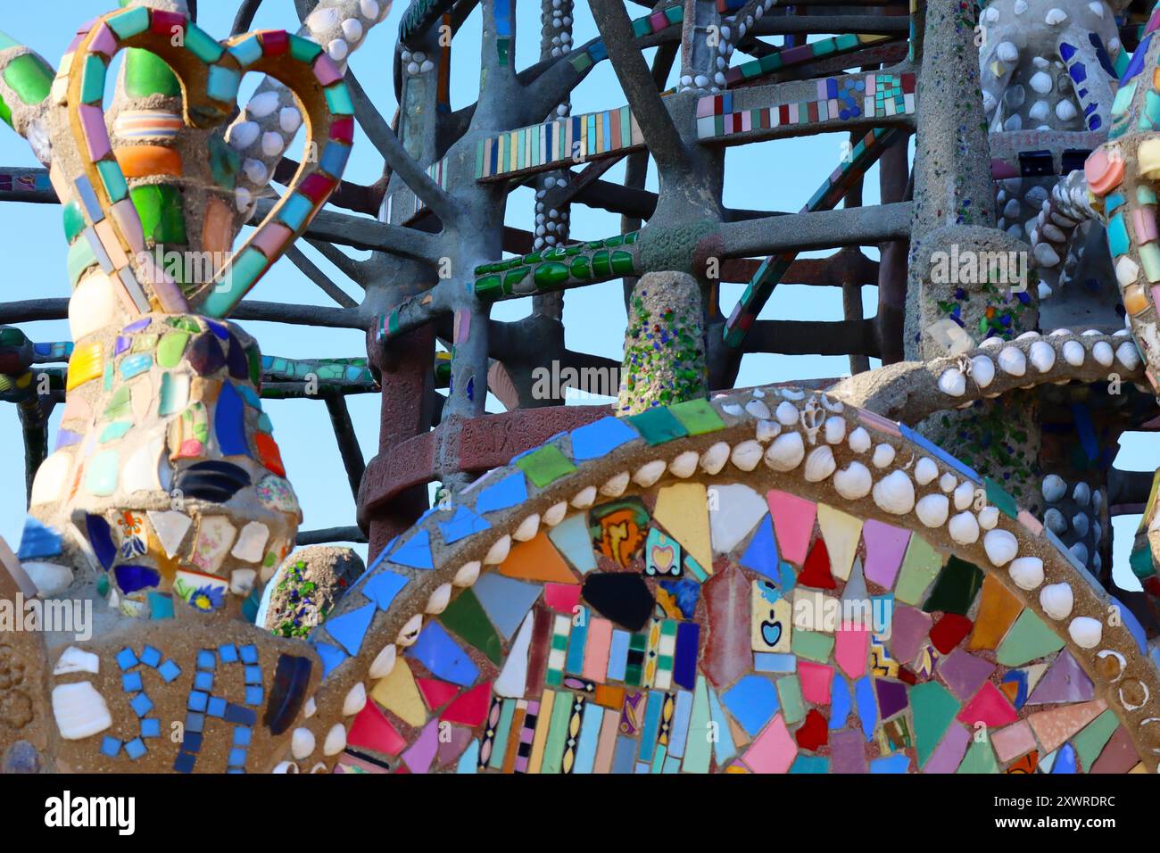 Los Angeles, California: detail of WATTS TOWERS by Simon Rodia ...