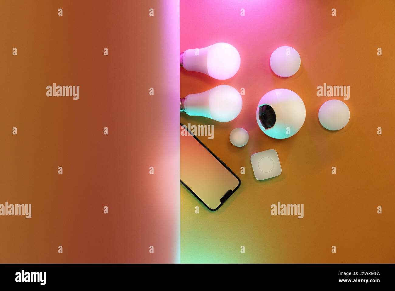 Smart home devices diagram. Light bulb. Phone empty touch screen Stock ...