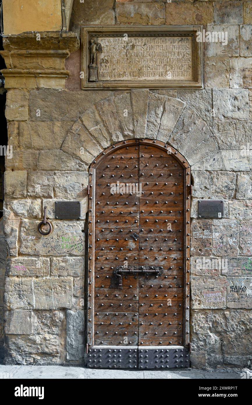 Plaque detail old bridge hi-res stock photography and images - Alamy