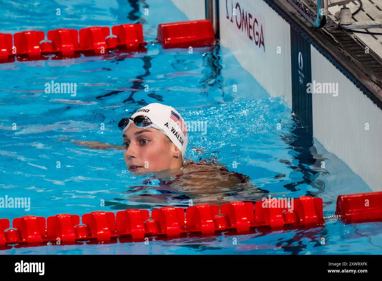 Alexandra Walsh (USA) competing in the Women's 200 metre individual ...