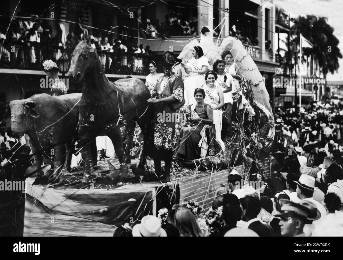 Carnaval panama hi-res stock photography and images - Alamy
