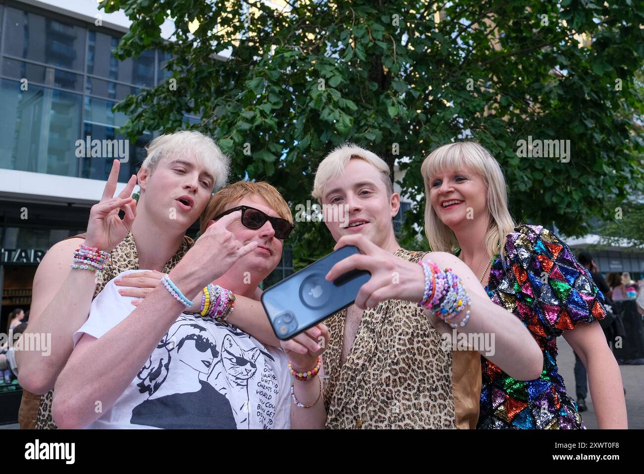London, UK, 20th August, 2024. Pop duo Jedward pose for photos and ...