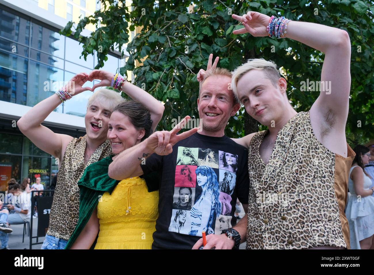 London, UK, 20th August, 2024. Pop duo Jedward pose for photos and ...