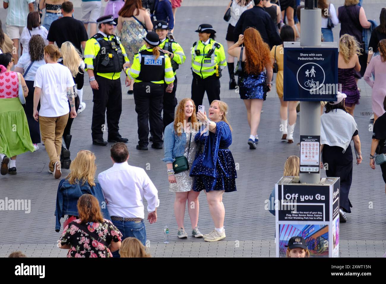 Taylor swift wembley 2024 hi-res stock photography and images - Alamy