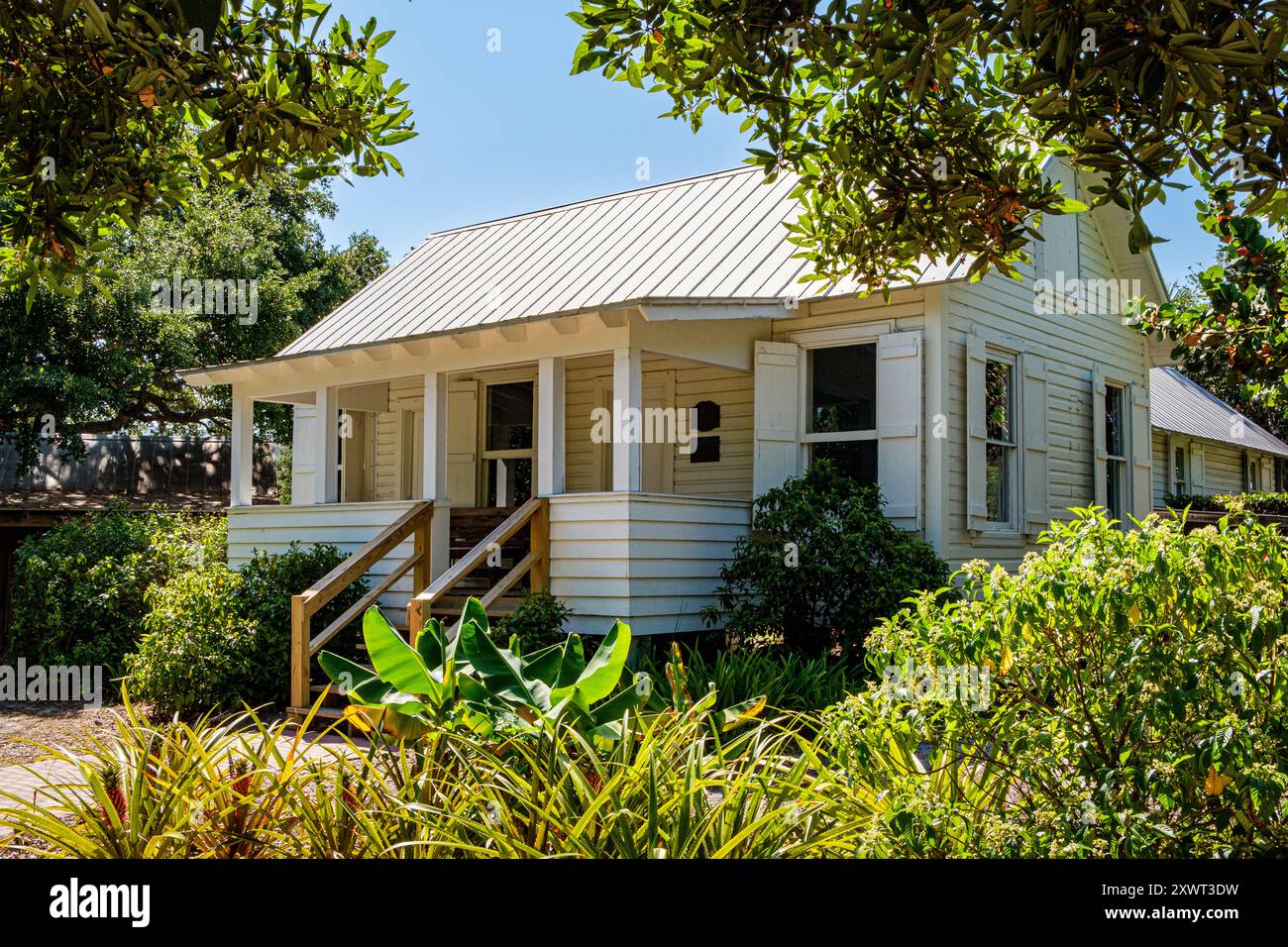Florida cracker architecture house hi-res stock photography and images ...