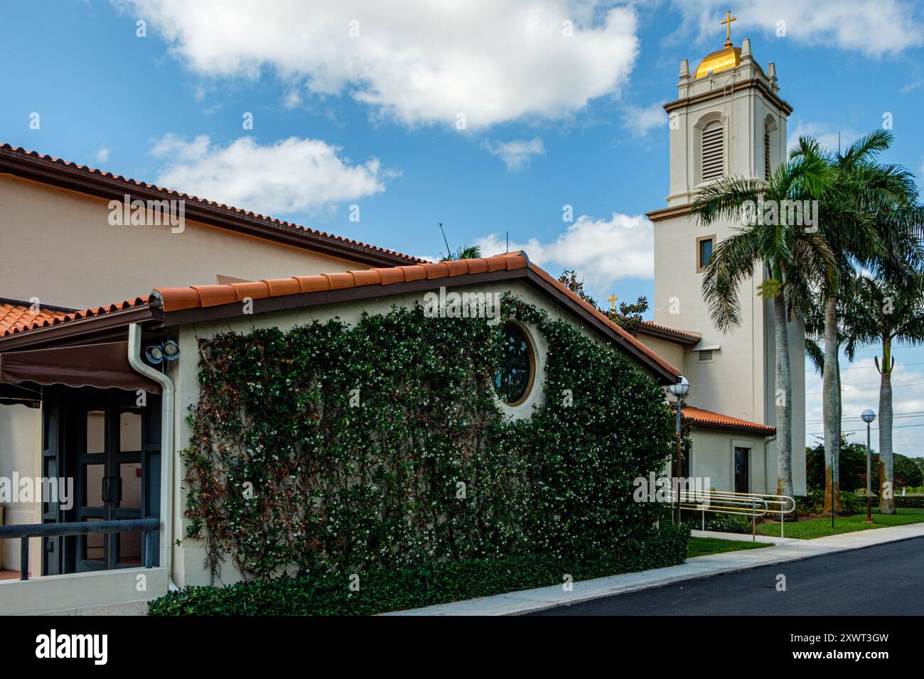 Saint christophers church hi-res stock photography and images - Alamy