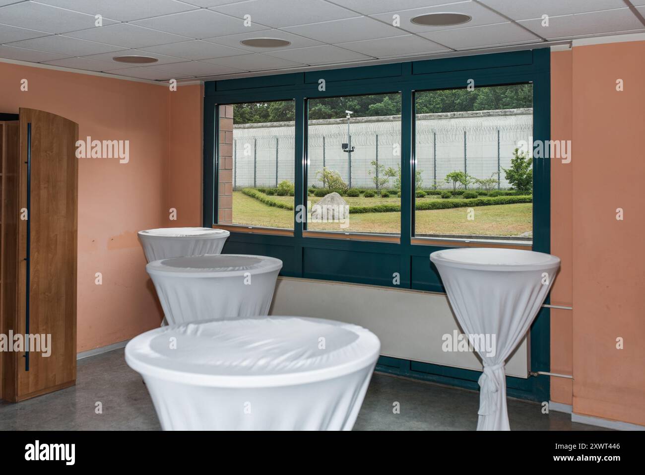 Juvenile youth center meeting hi-res stock photography and images - Alamy