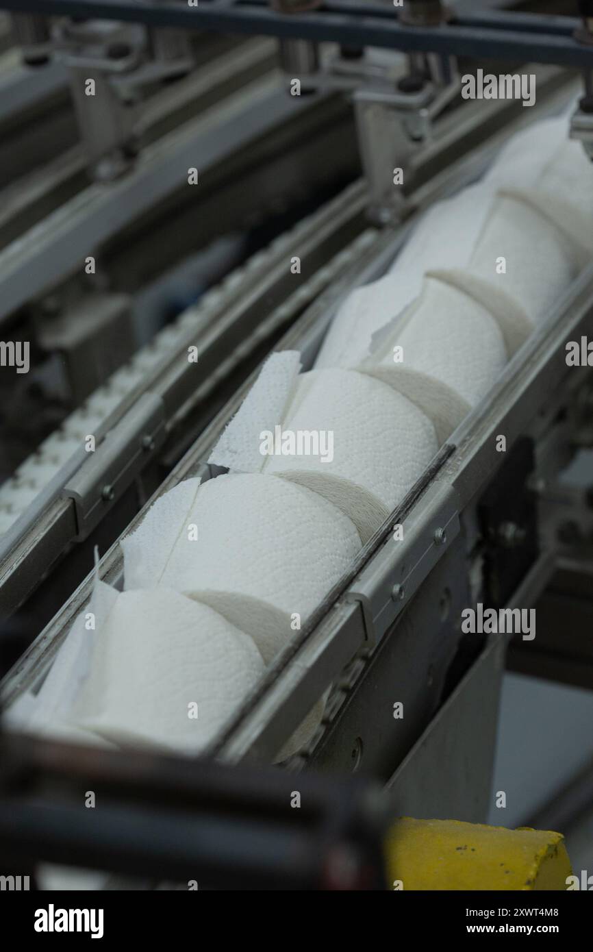 Showcasing goods hi-res stock photography and images - Alamy