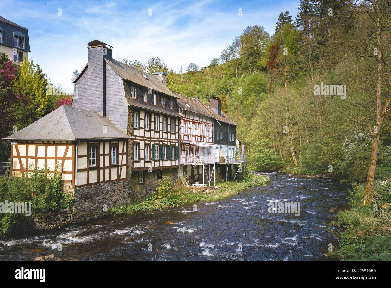 18th century half timbered buildings in hi-res stock photography and ...