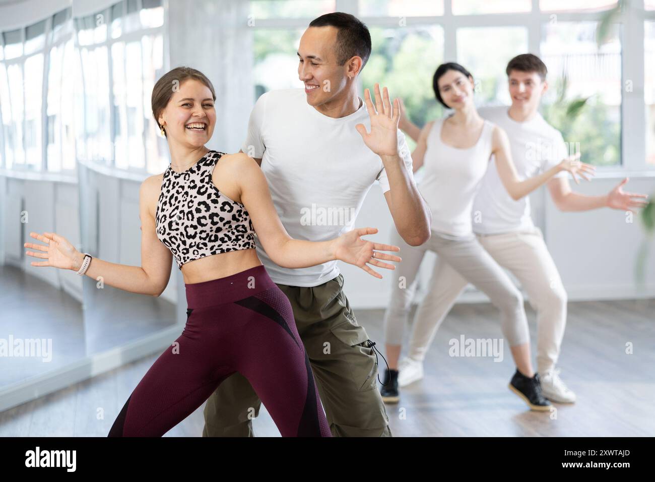 Lively swing dance hi-res stock photography and images - Alamy