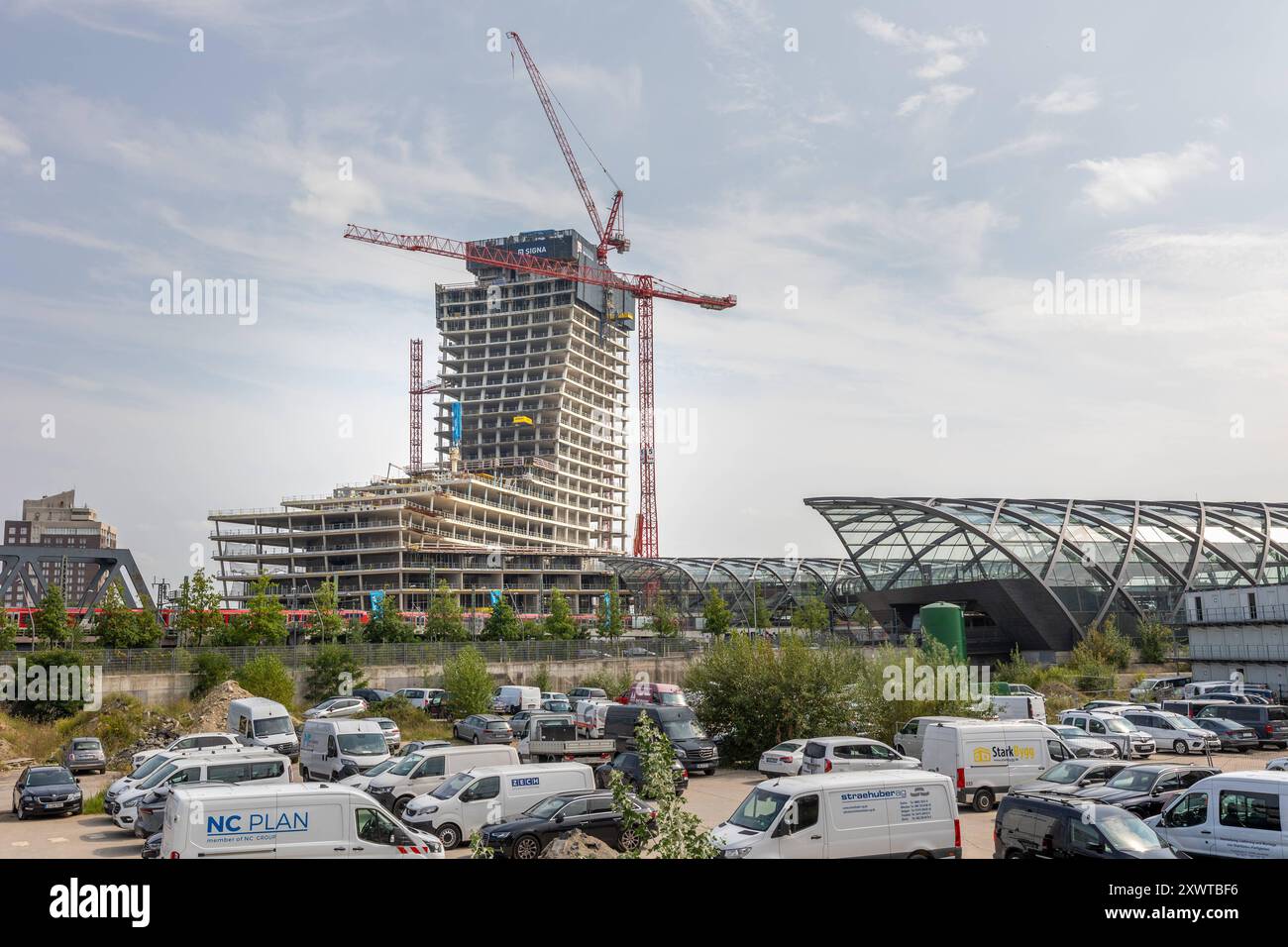 Elbtower Baustelle der insolventen Immobilienunternehmens Signa. 20.08. ...