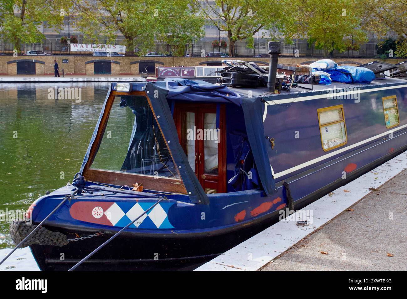 Narrow boat, Little Venice, Regents Canal, City of Westminster, London ...