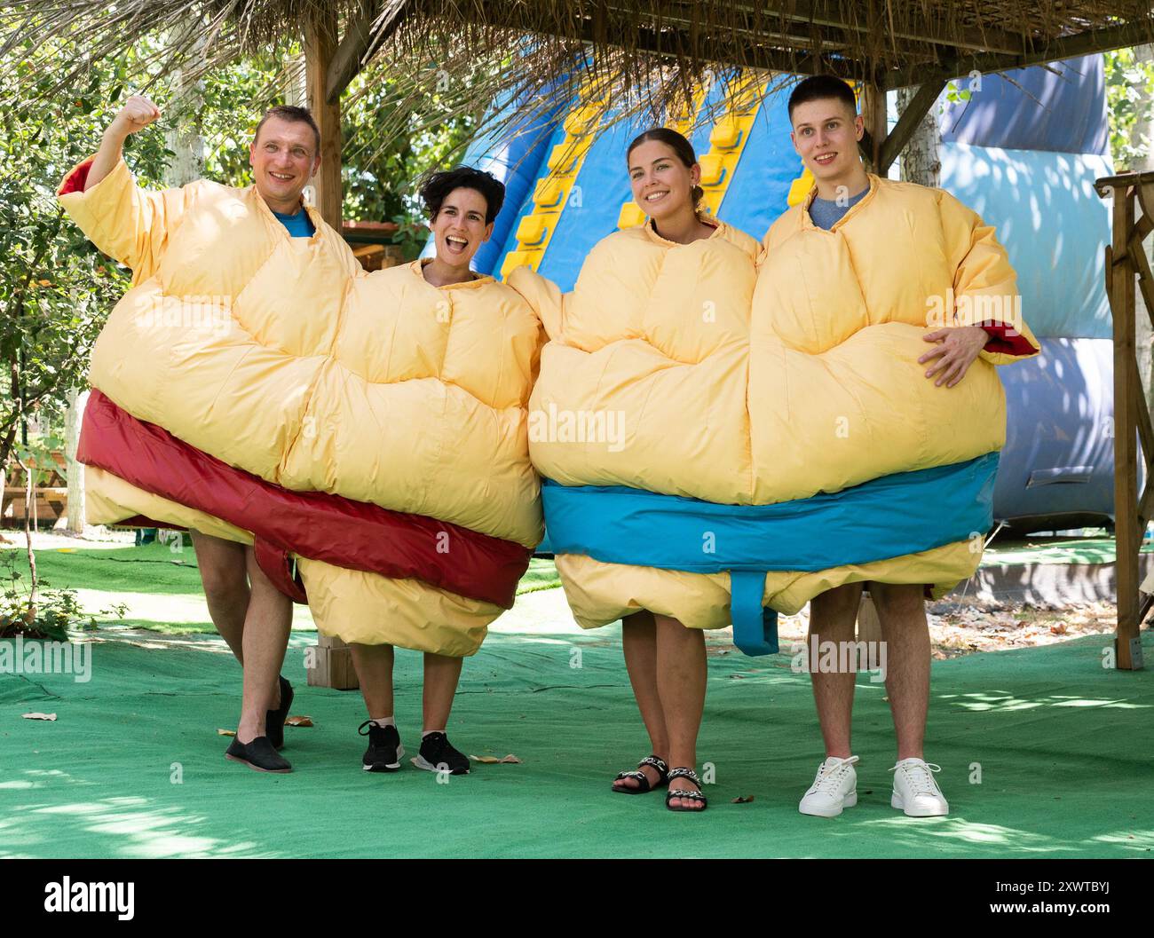 Sumo suit hi-res stock photography and images - Alamy