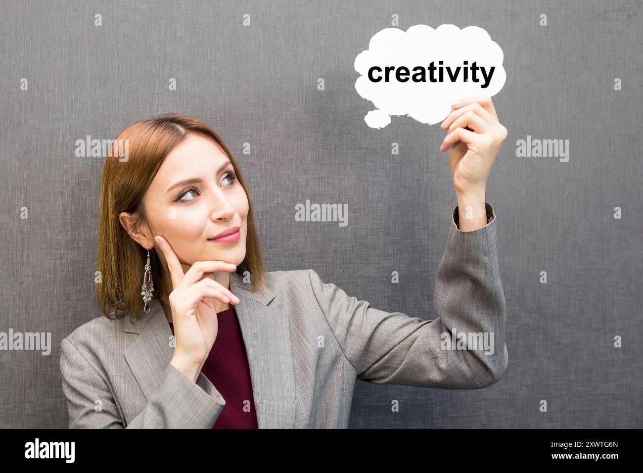 Speech bubble innovation technology hi-res stock photography and images ...
