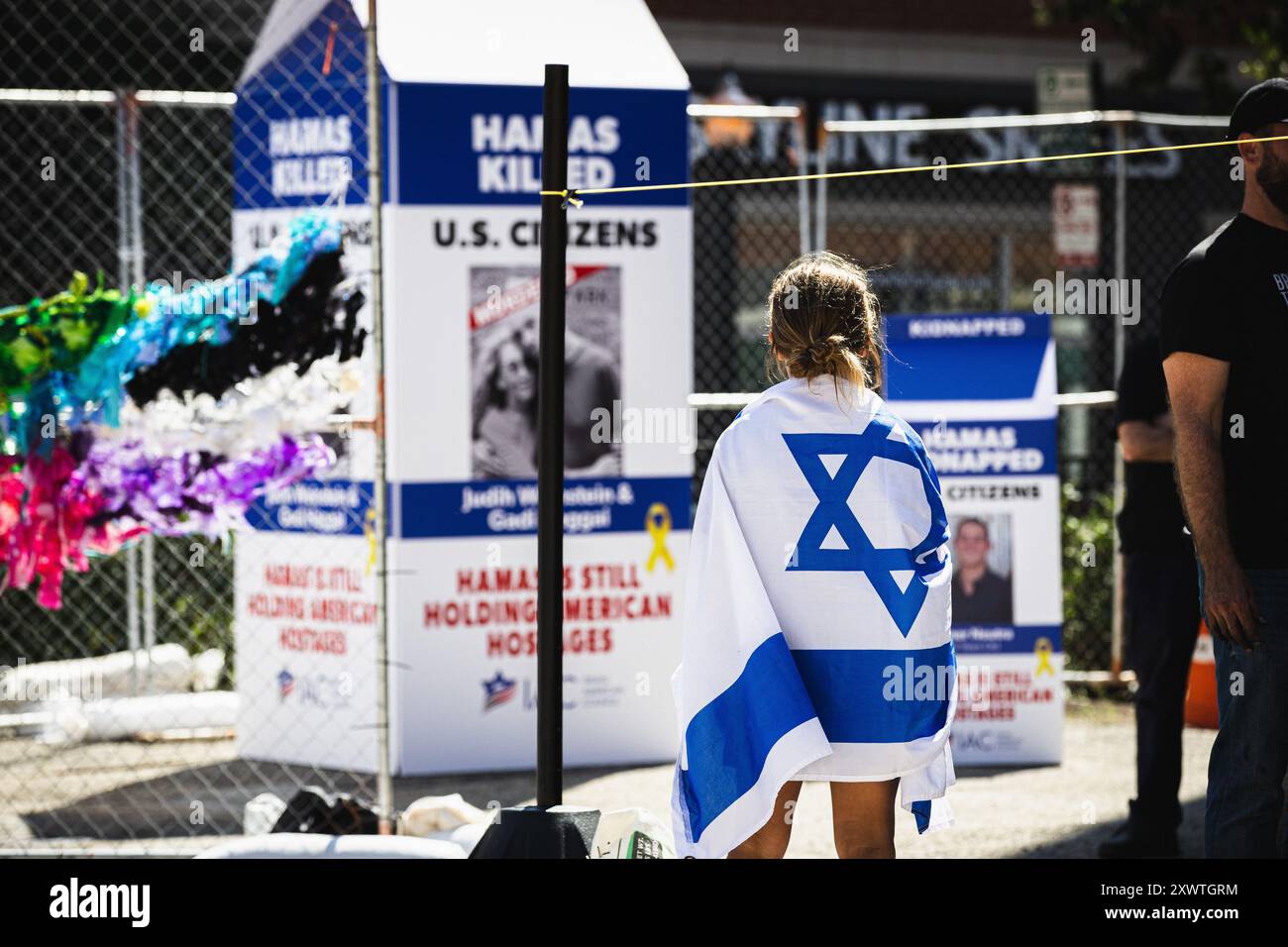 Chicago, Illinois, USA. 20th Aug, 2024. Visitors attend the Israeli ...