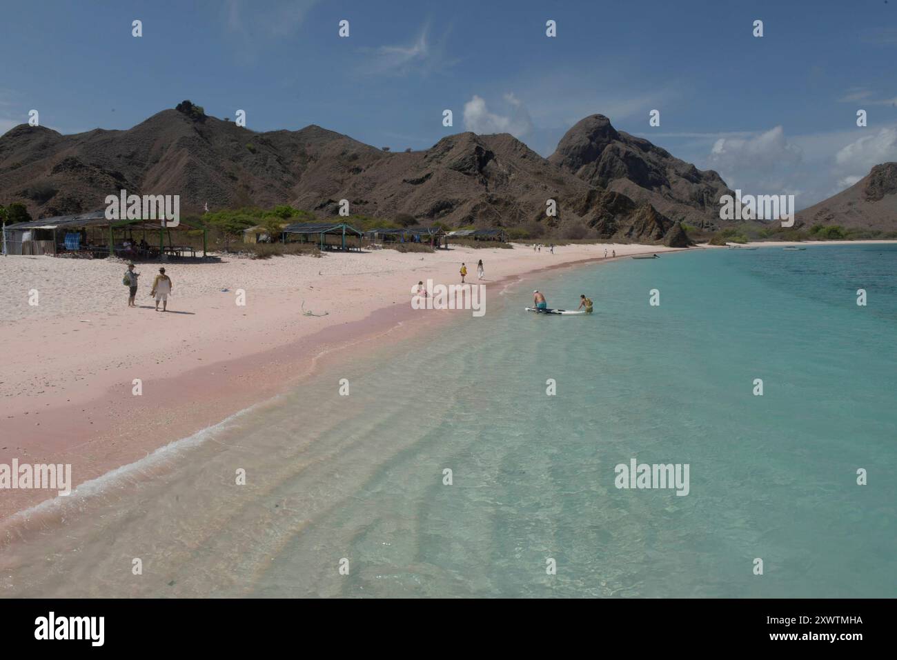 Strand von Pink Beach Island. *** Pink Beach Island beach Stock Photo ...