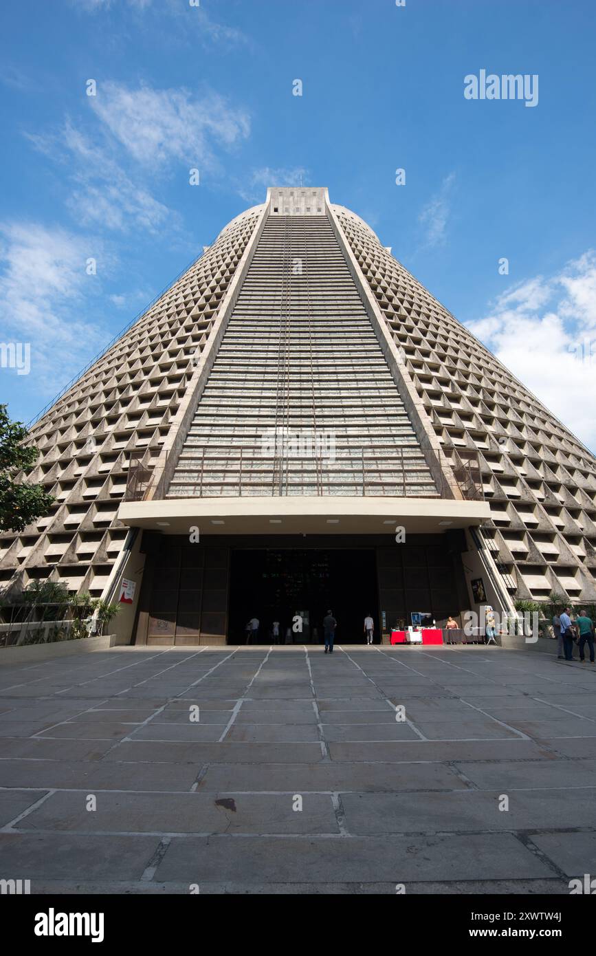 Catedral metropolitana cathedral rio hi-res stock photography and ...