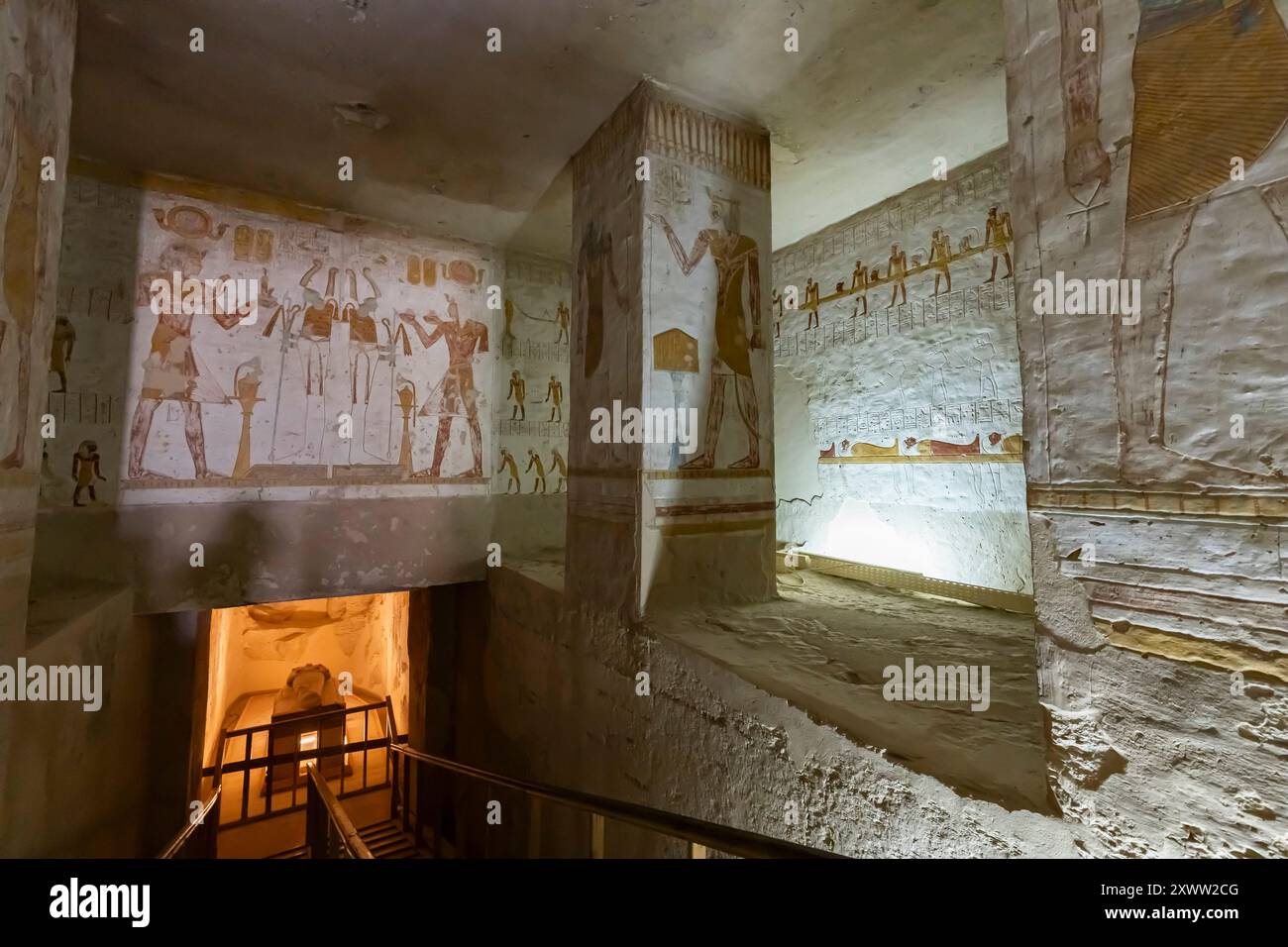 Valley of the Kings, kings valley, interior of KV15 with paintings ...
