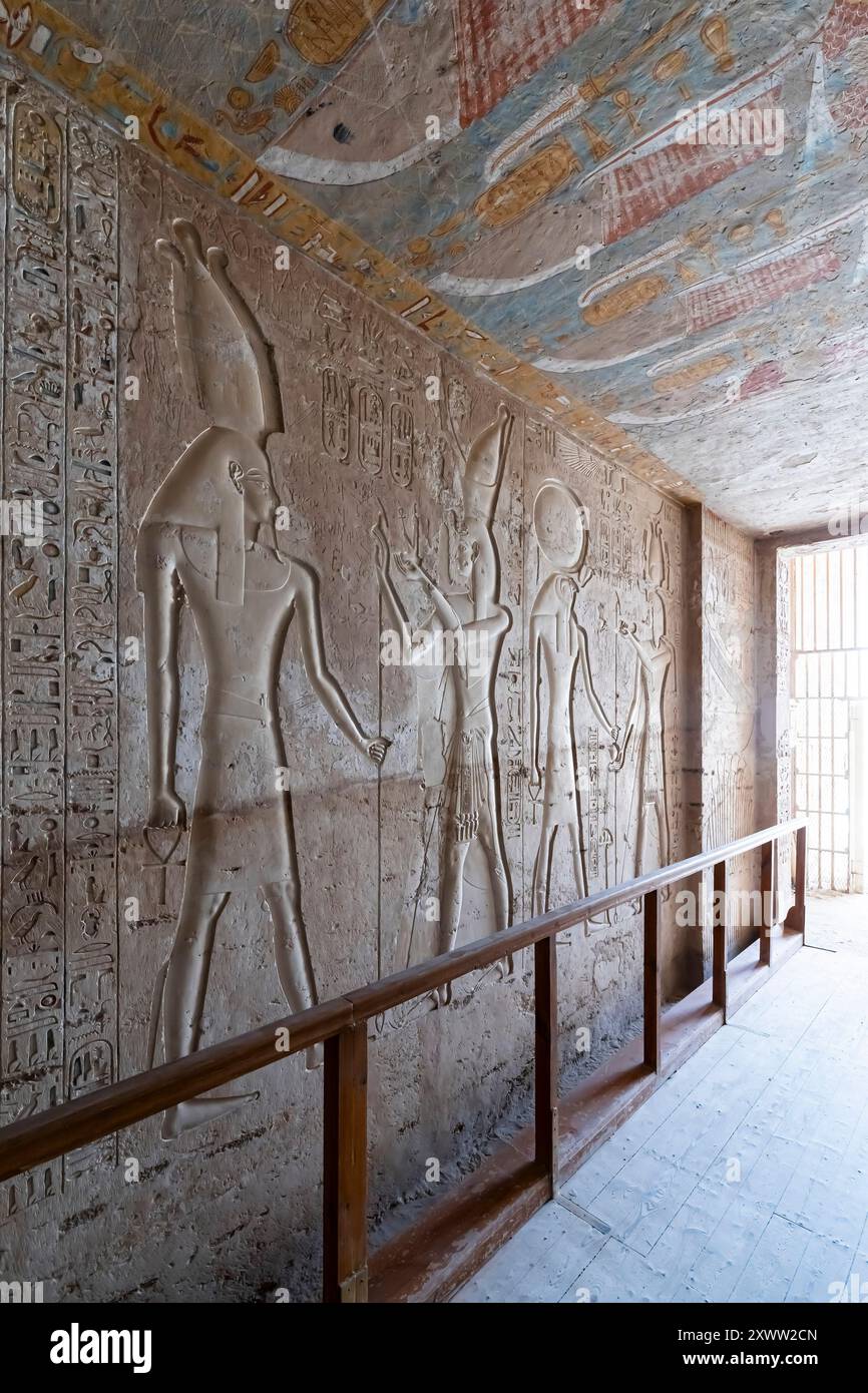 Valley of the Kings, kings valley, interior of KV15 with relief, tomb ...