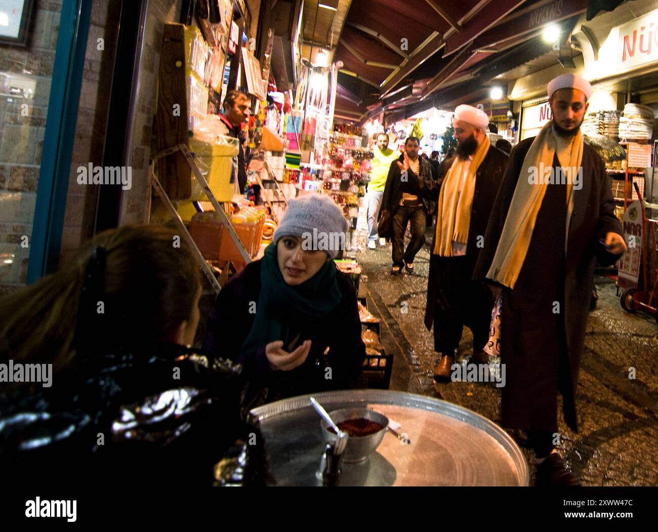 Dürüm turkey hi-res stock photography and images - Alamy