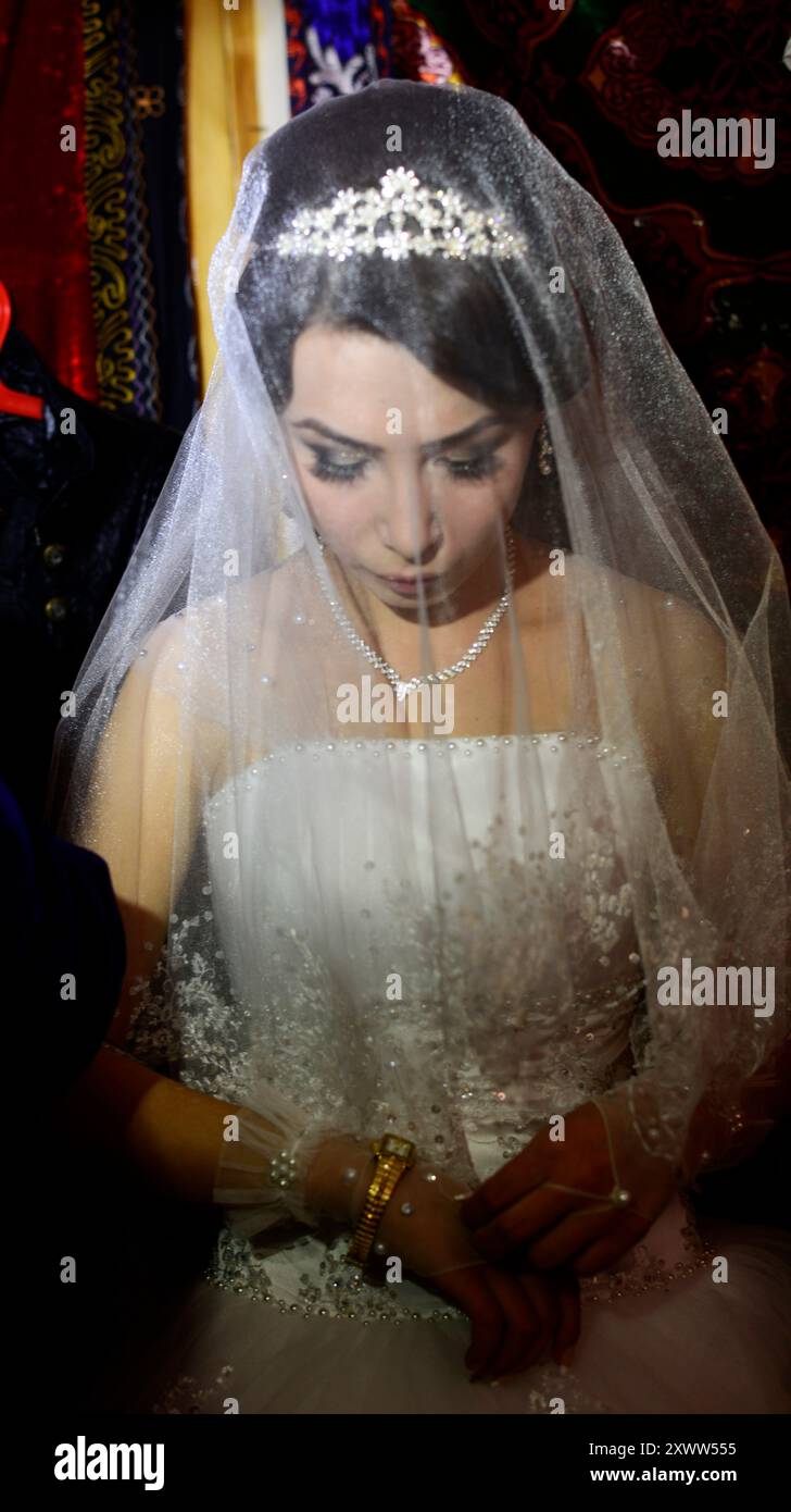 A Tajik bride in a wedding ceremony in Samarkand, Uzbekistan Stock ...