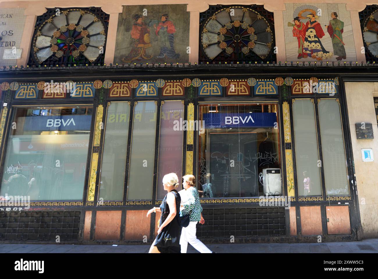 Casa Bruno Cuadros in Barcelona, Spain Stock Photo - Alamy