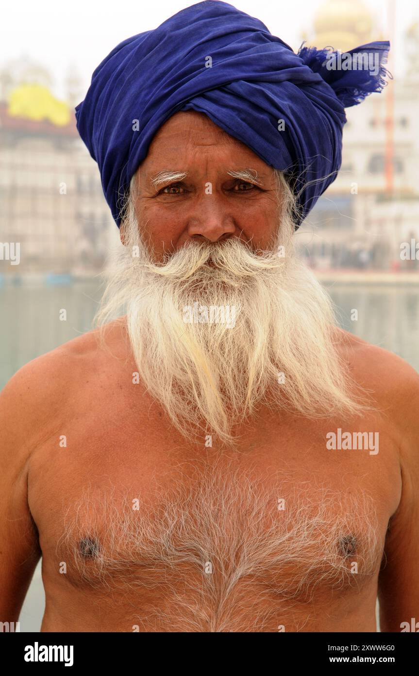 Portrait of a Sikh man taken in Amritsar, India Stock Photo - Alamy