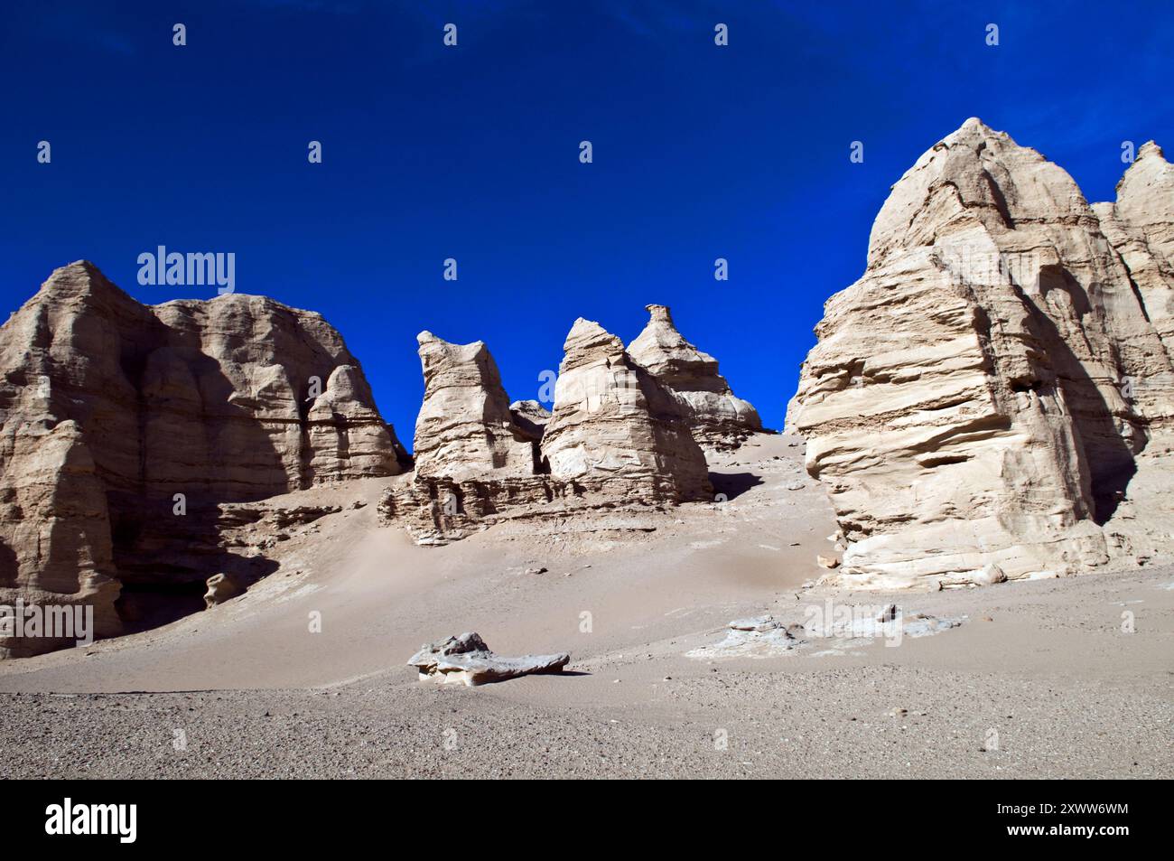 Beautiful arid landscapes at the Hami desert / Gobi desert near Hami ...