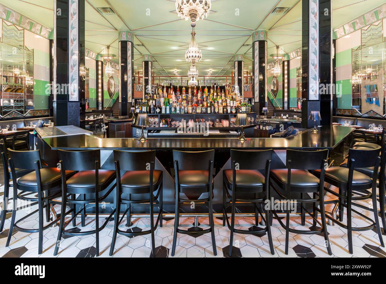 Bar in remodeled historic art deco restaurant Stock Photo - Alamy