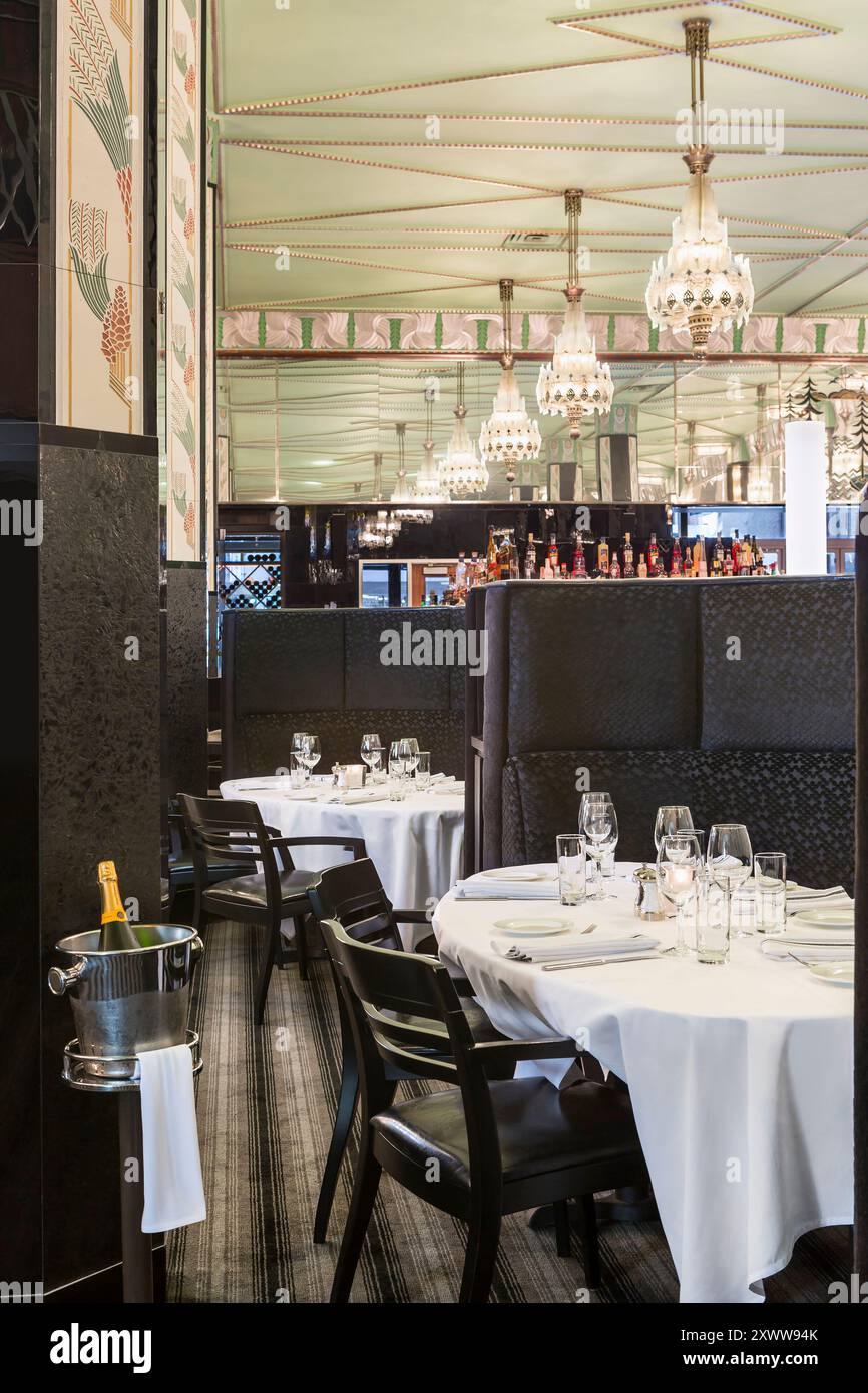 Dark upholstery on high back restaurant booths hi-res stock photography ...