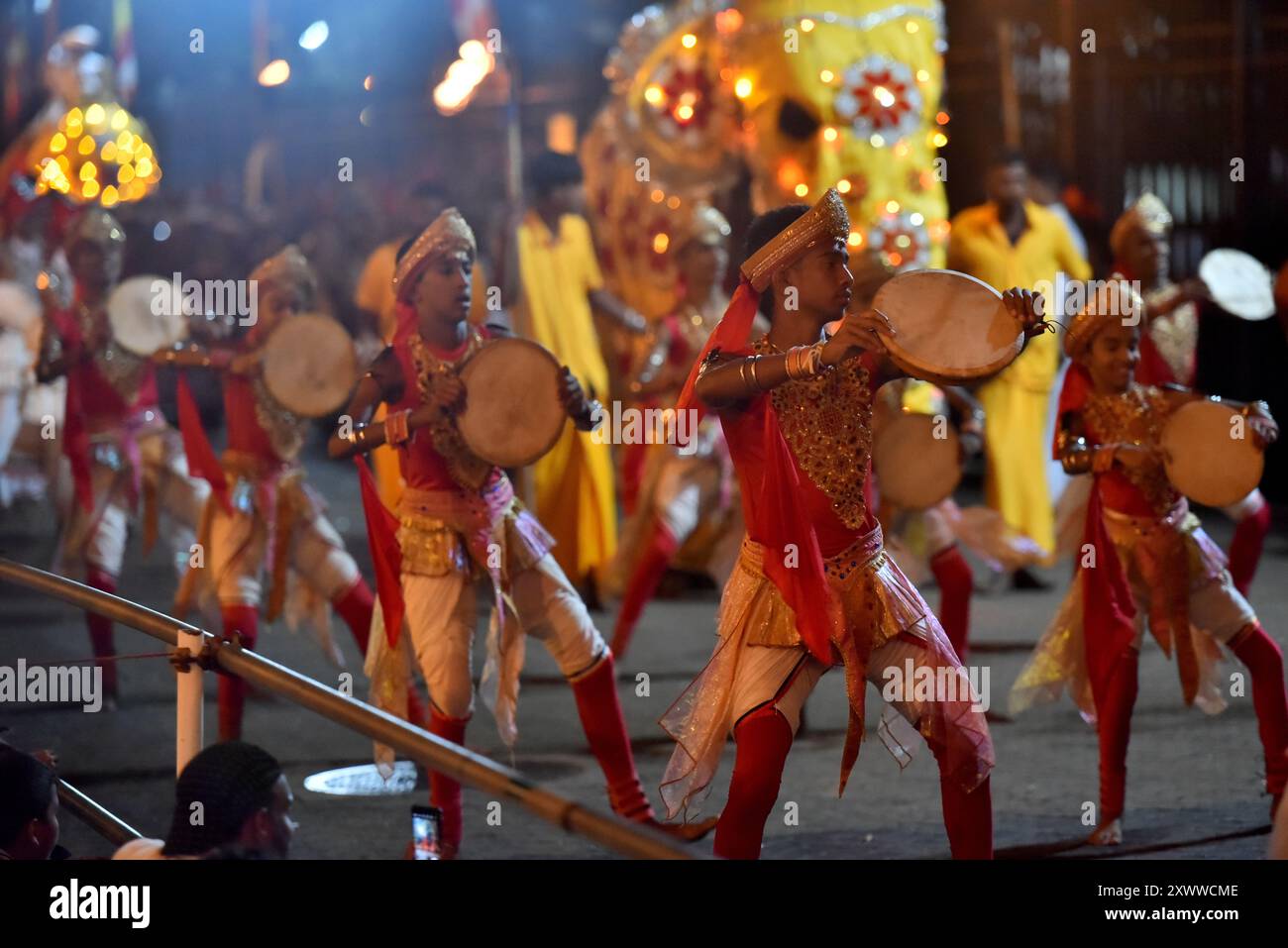 Kandy, Central Province, Sri Lanka. 19th Aug, 2024. The Esala Perahera ...