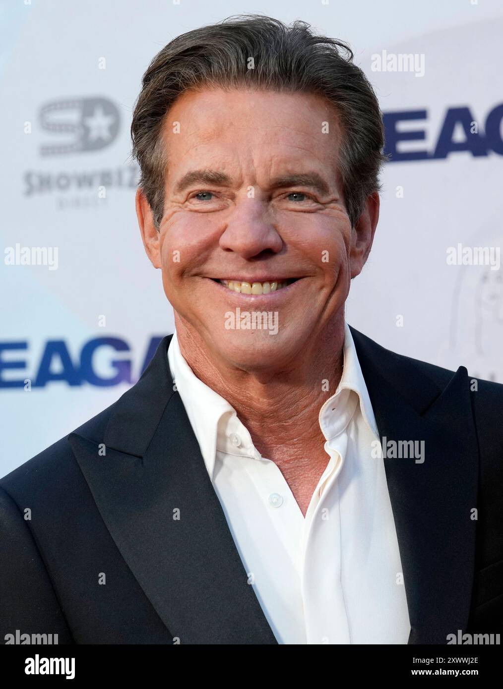 Dennis Quaid poses at the premiere of the film "Reagan" at the TCL ...