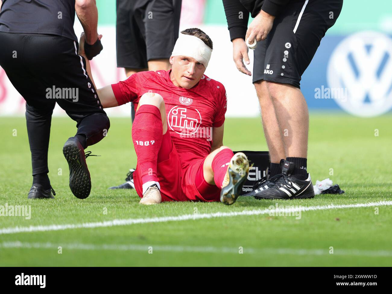 Rw rwe essen rb red bull leipzig hi-res stock photography and images ...