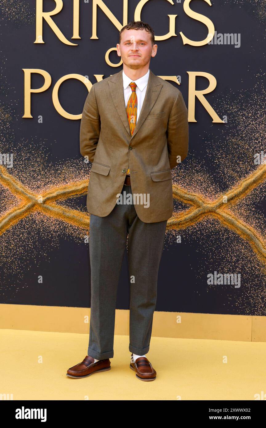 Charlie Rix bei der Weltpremiere der 2. Staffel der Amazon Prime Video ...