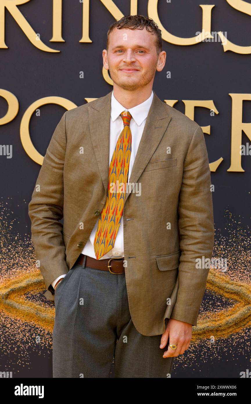 Charlie Rix bei der Weltpremiere der 2. Staffel der Amazon Prime Video ...