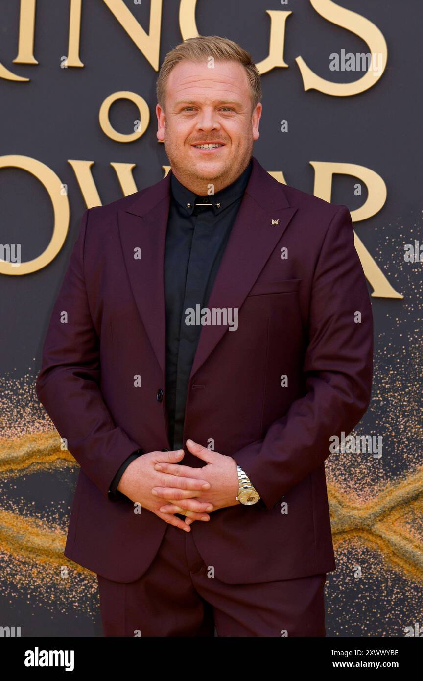 Owain Arthur at the The Lord Of The Rings: The Rings Of Power Premiere ...